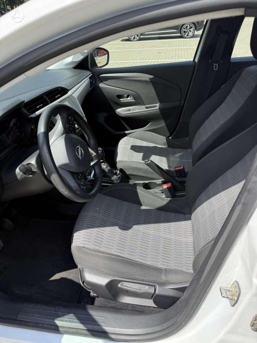 White Opel Corsa 2021 in Kaunas, with an engine capacity of 1.50 L and mileage of 165 thousand km for 6850 €, photo 11 on AUTOMOTO.COM.LV