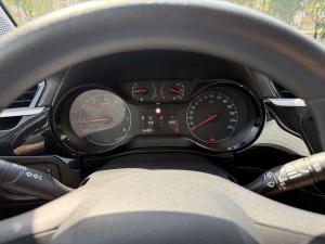 White Opel Corsa 2021 in Kaunas, with an engine capacity of 1.50 L and mileage of 165 thousand km for 6850 €, photo 12 on AUTOMOTO.COM.LV