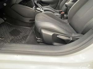 Balts Opel Corsa 2021 Viļņa, ar dzinēja tilpumu 0.00 L un nobraukumu 40 tūkst. km par 10900 €, foto 23 vietnē AUTOMOTO.COM.LV