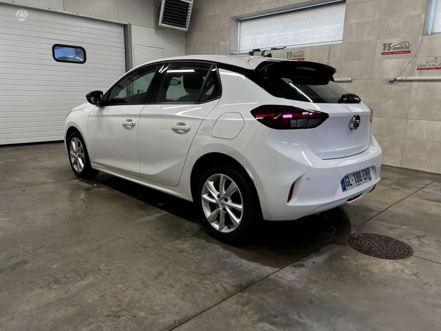 White Opel Corsa 2022 in Marijampole, with an engine capacity of 1.20 L and mileage of 109 thousand km for 7623 €, photo 5 on AUTOMOTO.COM.LV
