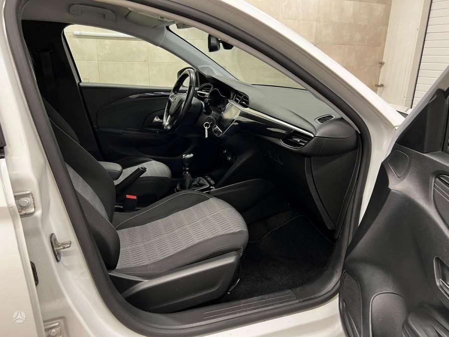 White Opel Corsa 2022 in Marijampole, with an engine capacity of 1.20 L and mileage of 109 thousand km for 7623 €, photo 9 on AUTOMOTO.COM.LV
