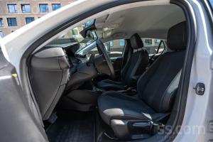 White Opel Corsa 2022 in Riga, with an engine capacity of 1.20 L and mileage of 27 thousand km for 16990 €, photo 20 on AUTOMOTO.COM.LV