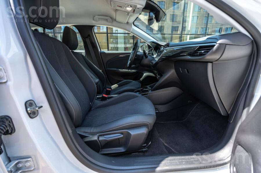 White Opel Corsa 2022 in Riga, with an engine capacity of 1.20 L and mileage of 27 thousand km for 16990 €, photo 22 on AUTOMOTO.COM.LV
