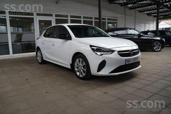 White Opel Corsa 2022 in Riga, with an engine capacity of 1.50 L and mileage of 71 thousand km for 9500 €, photo 6 on AUTOMOTO.COM.LV