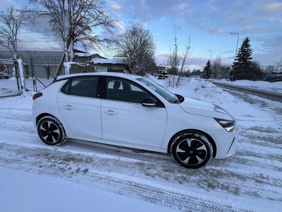 Balts Opel Corsa 2023 Telšiai, ar dzinēja tilpumu 0.00 L un nobraukumu 6 tūkst. km par 13500 €, foto 3 vietnē AUTOMOTO.COM.LV