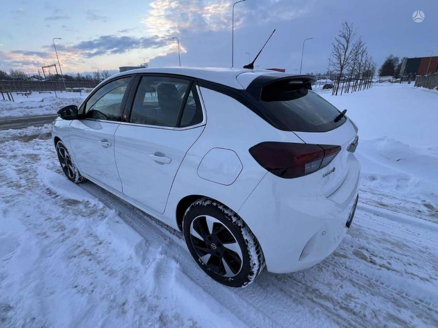 Balts Opel Corsa 2023 Telšiai, ar dzinēja tilpumu 0.00 L un nobraukumu 6 tūkst. km par 13500 €, foto 5 vietnē AUTOMOTO.COM.LV