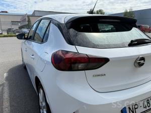 White Opel Corsa 2023 in Riga, with an engine capacity of 1.50 L and mileage of 110 thousand km for 11500 €, photo 7 on AUTOMOTO.COM.LV