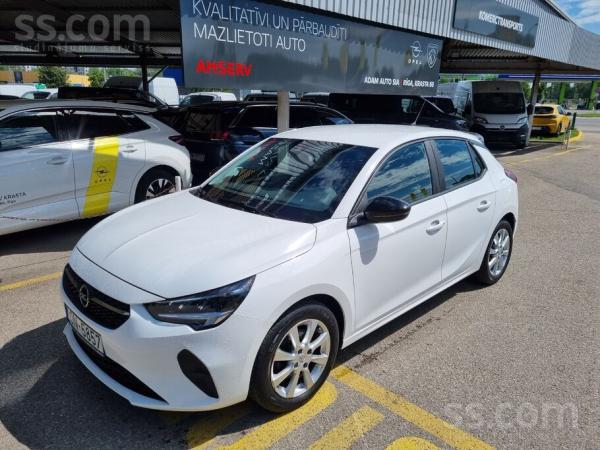 White Opel Corsa 2023 in Riga, with an engine capacity of 1.20 L and mileage of 31 thousand km for 13600 €, photo 1 on AUTOMOTO.COM.LV