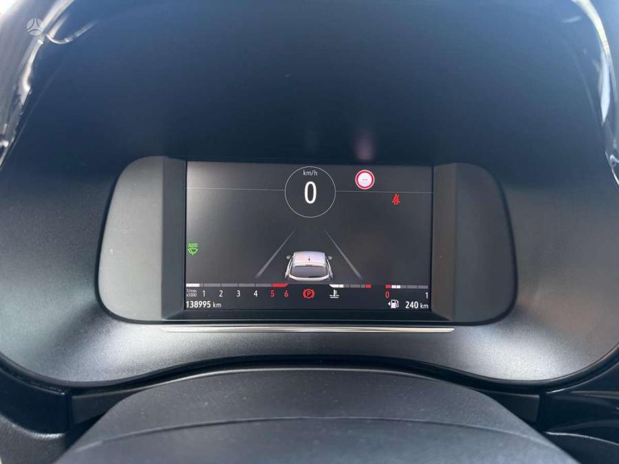 Balts Opel Corsa 2023 Klaipėda, ar dzinēja tilpumu 1.50 L un nobraukumu 138 tūkst. km par 10299 €, foto 4 vietnē AUTOMOTO.COM.LV