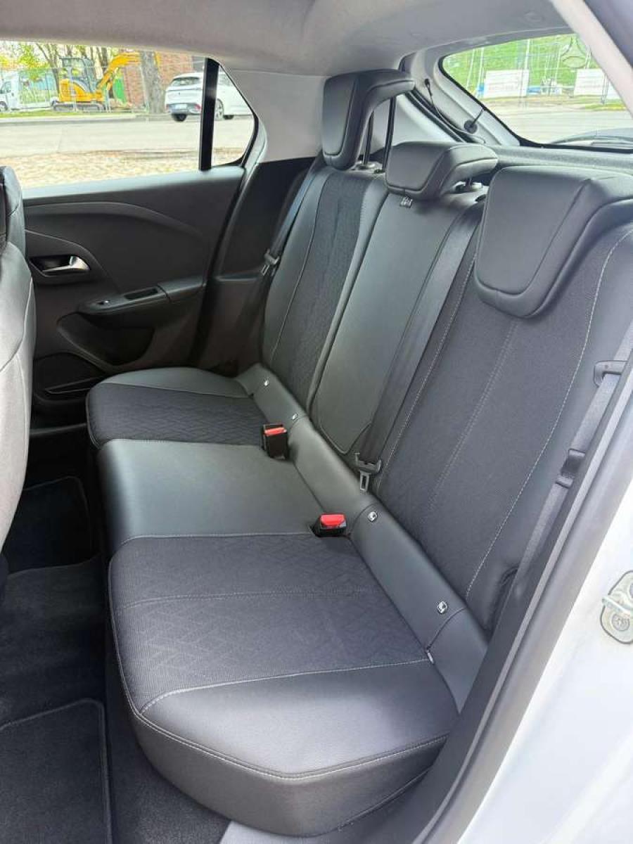 Balts Opel Corsa 2023 Klaipėda, ar dzinēja tilpumu 1.50 L un nobraukumu 139 tūkst. km par 8700 €, foto 13 vietnē AUTOMOTO.COM.LV