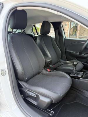 Balts Opel Corsa 2023 Klaipėda, ar dzinēja tilpumu 1.50 L un nobraukumu 139 tūkst. km par 8700 €, foto 18 vietnē AUTOMOTO.COM.LV
