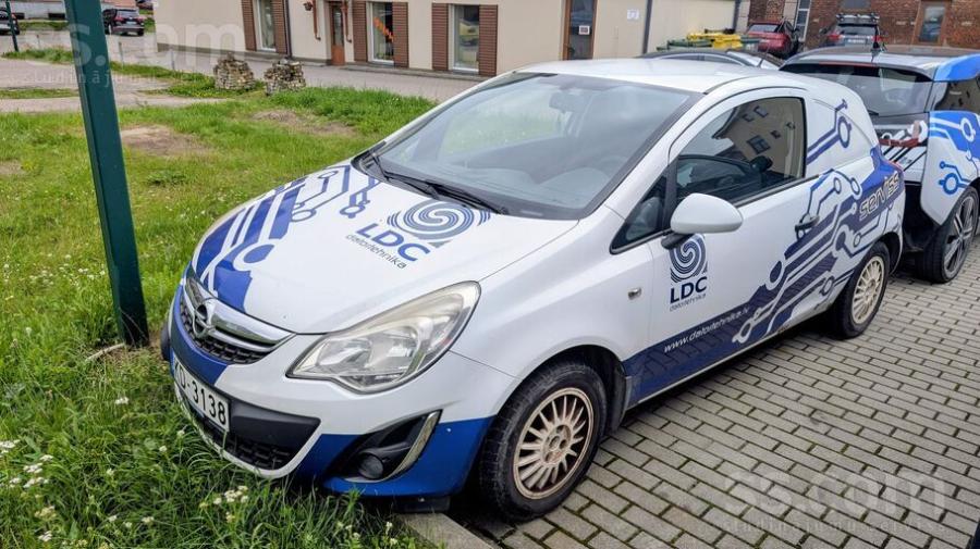Balts Opel Corsa 2011 Liepāja, ar dzinēja tilpumu 1.30 L un nobraukumu 190 tūkst. km par 700 €, foto 3 vietnē AUTOMOTO.COM.LV