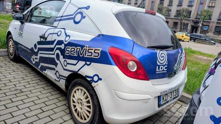 Balts Opel Corsa 2011 Liepāja, ar dzinēja tilpumu 1.30 L un nobraukumu 190 tūkst. km par 700 €, foto 4 vietnē AUTOMOTO.COM.LV