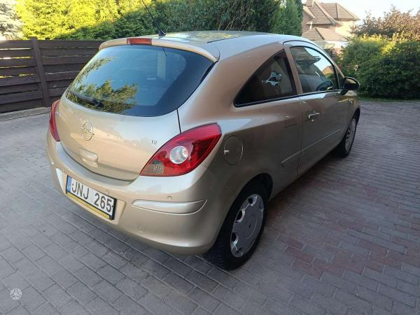 Dzeltens Opel Corsa 2007 Viļņa, ar dzinēja tilpumu 1.23 L un nobraukumu 219 tūkst. km par 690 €, foto 6 vietnē AUTOMOTO.COM.LV