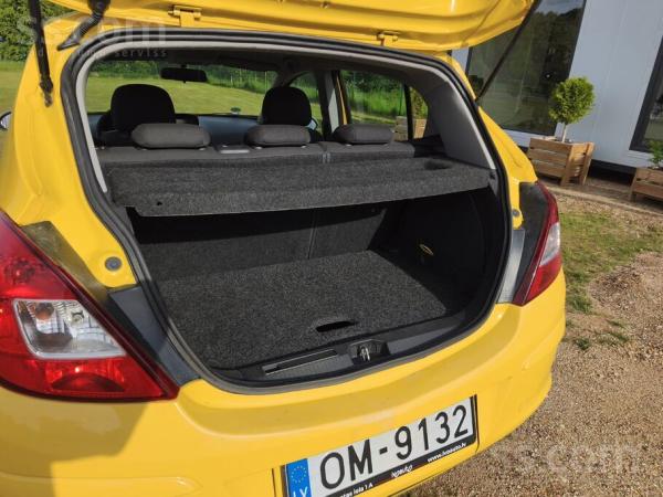 Dzeltens Opel Corsa 2008 Kuldīga, ar dzinēja tilpumu 1.20 L un nobraukumu 170 tūkst. km par 2990 €, foto 8 vietnē AUTOMOTO.COM.LV