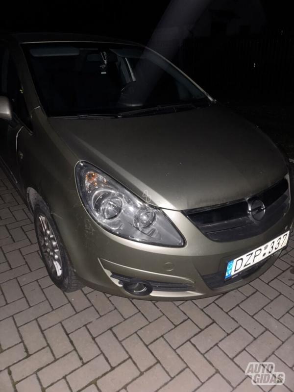 Dzeltens Opel Corsa 2008 Viļņa, ar dzinēja tilpumu 1.40 L un nobraukumu 184 tūkst. km par 450 €, foto 1 vietnē AUTOMOTO.COM.LV