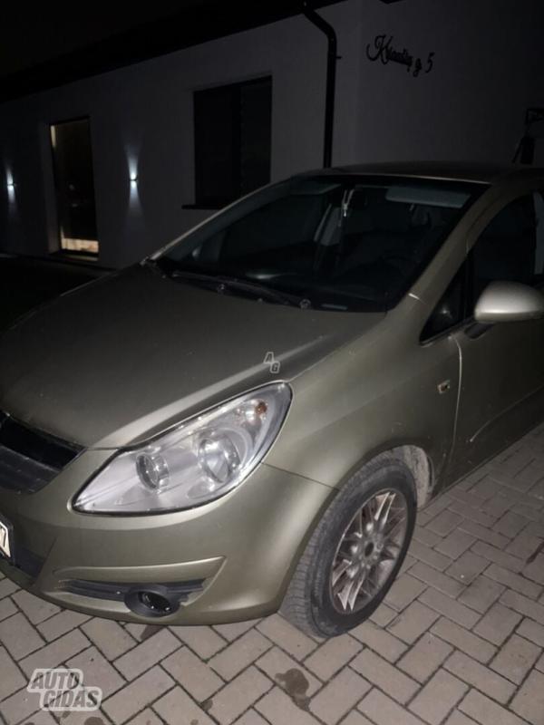 Dzeltens Opel Corsa 2008 Viļņa, ar dzinēja tilpumu 1.40 L un nobraukumu 184 tūkst. km par 450 €, foto 4 vietnē AUTOMOTO.COM.LV