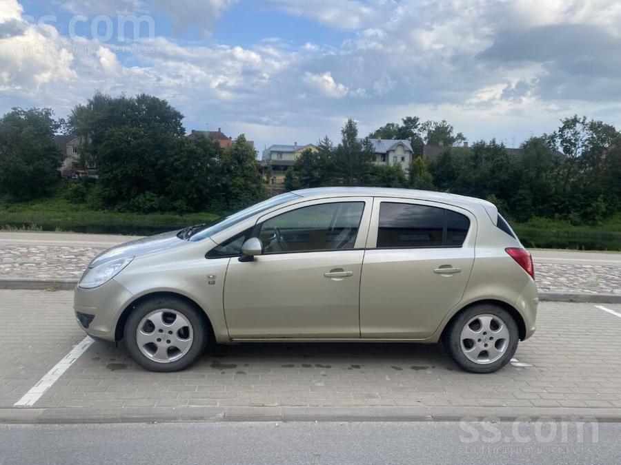 Dzeltens Opel Corsa 2010 Bauska, ar dzinēja tilpumu 1.20 L un nobraukumu 223 tūkst. km par 2700 €, foto 3 vietnē AUTOMOTO.COM.LV