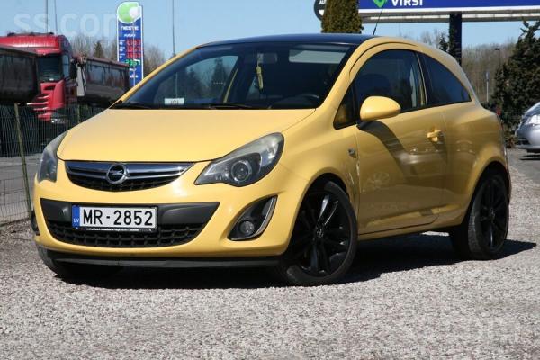 Yellow Opel Corsa 2011 in Tukums, with an engine capacity of 1.70 L and mileage of 218 thousand km for 2250 €, photo 1 on AUTOMOTO.COM.LV