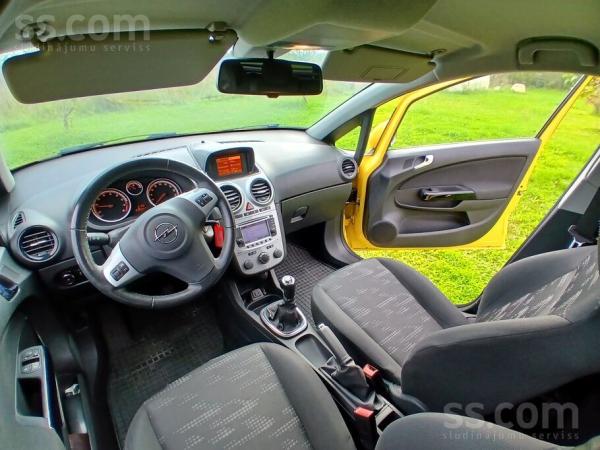 Dzeltens Opel Corsa 2013 Rīga, ar dzinēja tilpumu 1.20 L un nobraukumu 239 tūkst. km par 3500 €, foto 9 vietnē AUTOMOTO.COM.LV