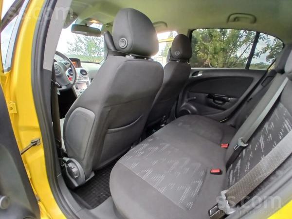 Yellow Opel Corsa 2013 in Jekabpils, with an engine capacity of 1.20 L and mileage of 239 thousand km for 3300 €, photo 8 on AUTOMOTO.COM.LV