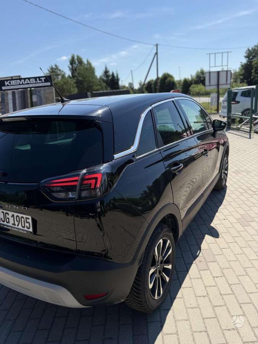Black Opel Crossland 2023 in Klaipeda, with an engine capacity of 1.20 L and mileage of 30 thousand km for 11850 €, photo 5 on AUTOMOTO.COM.LV