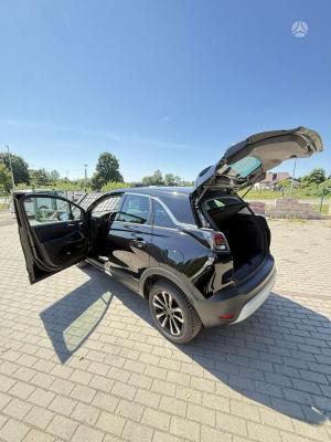 Black Opel Crossland 2023 in Klaipeda, with an engine capacity of 1.20 L and mileage of 30 thousand km for 11850 €, photo 14 on AUTOMOTO.COM.LV