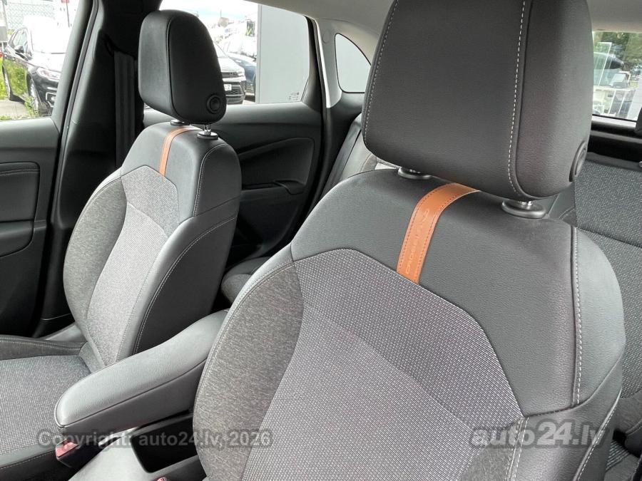 Zils Opel Crossland 2021 Tartu, ar dzinēja tilpumu 1.20 L un nobraukumu 65 tūkst. km par 15990 €, foto 16 vietnē AUTOMOTO.COM.LV