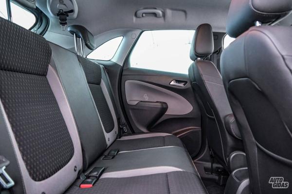 Opel Crossland 2018 in Kaunas, with an engine capacity of 1.20 L and mileage of 81 thousand km for 9990 €, photo 9 on AUTOMOTO.COM.LV