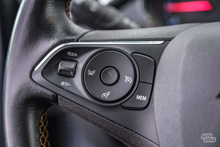 Opel Crossland 2018 in Kaunas, with an engine capacity of 1.20 L and mileage of 81 thousand km for 9990 €, photo 14 on AUTOMOTO.COM.LV