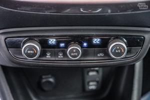Opel Crossland 2018 in Kaunas, with an engine capacity of 1.20 L and mileage of 81 thousand km for 9990 €, photo 19 on AUTOMOTO.COM.LV