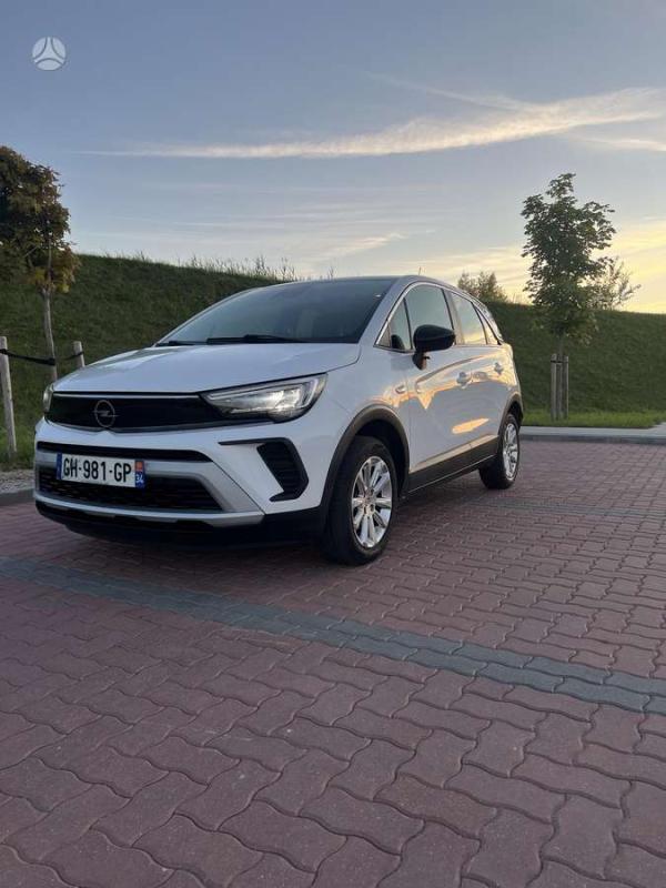 Opel Crossland 2022 in Klaipeda, with an engine capacity of 1.50 L and mileage of 204 thousand km for 10500 €, photo 2 on AUTOMOTO.COM.LV