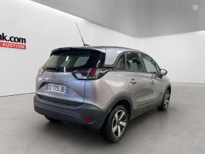 Grey Opel Crossland 2021 in Marijampole, with an engine capacity of 1.20 L and mileage of 38 thousand km for 11979 €, photo 4 on AUTOMOTO.COM.LV