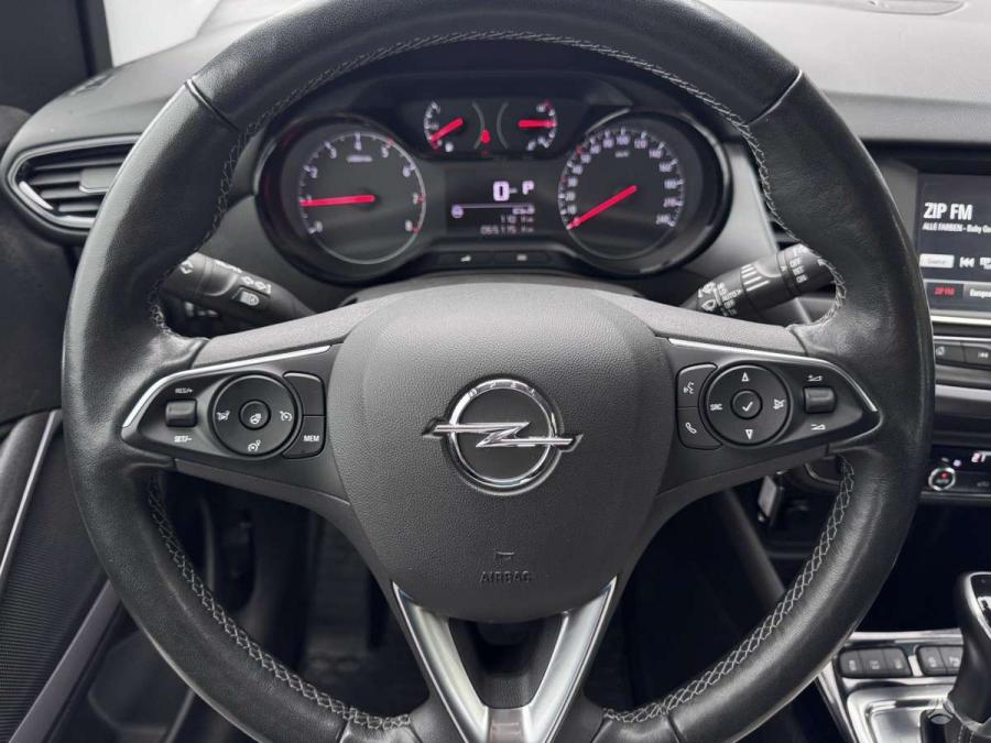 Pelēks Opel Crossland 2022 Viļņa, ar dzinēja tilpumu 1.20 L un nobraukumu 65 tūkst. km par 12950 €, foto 7 vietnē AUTOMOTO.COM.LV