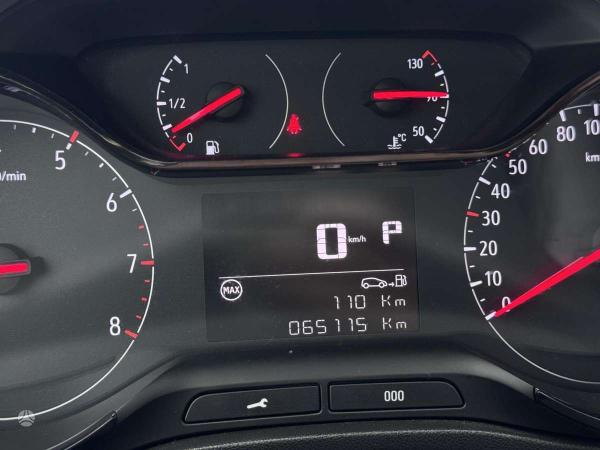 Grey Opel Crossland 2022 in Vilnius, with an engine capacity of 1.20 L and mileage of 65 thousand km for 12950 €, photo 7 on AUTOMOTO.COM.LV