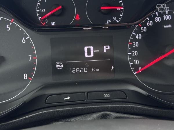 Grey Opel Crossland 2022 in Avizieniai, with an engine capacity of 1.20 L and mileage of 65 thousand km for 12950 €, photo 8 on AUTOMOTO.COM.LV