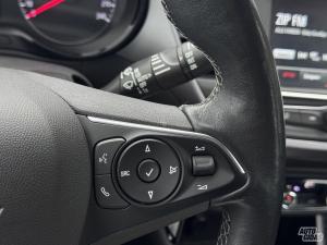 Grey Opel Crossland 2022 in Avizieniai, with an engine capacity of 1.20 L and mileage of 65 thousand km for 12950 €, photo 11 on AUTOMOTO.COM.LV