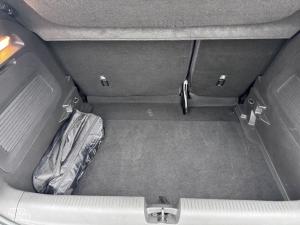 Grey Opel Crossland 2022 in Avizieniai, with an engine capacity of 1.20 L and mileage of 65 thousand km for 12950 €, photo 23 on AUTOMOTO.COM.LV