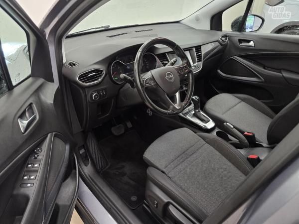Grey Opel Crossland 2022 in Vilnius, with an engine capacity of 1.20 L and mileage of 100 thousand km for 11490 €, photo 9 on AUTOMOTO.COM.LV