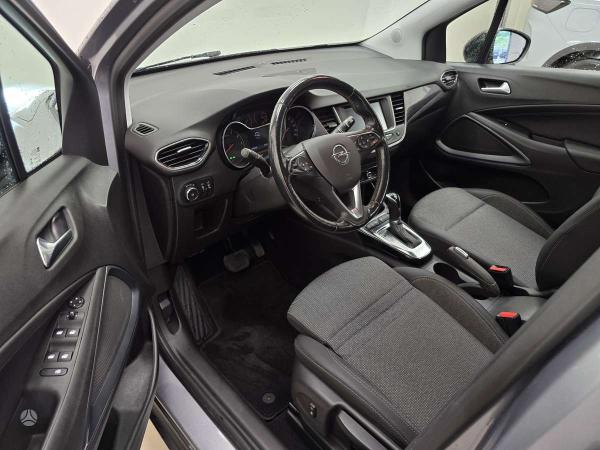 Grey Opel Crossland 2022 in Vilnius, with an engine capacity of 1.20 L and mileage of 100 thousand km for 11490 €, photo 9 on AUTOMOTO.COM.LV