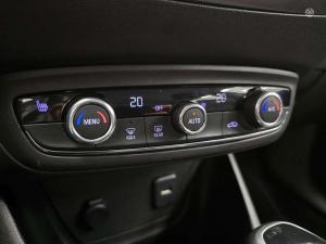 Pelēks Opel Crossland 2022 Viļņa, ar dzinēja tilpumu 1.20 L un nobraukumu 100 tūkst. km par 11490 €, foto 21 vietnē AUTOMOTO.COM.LV