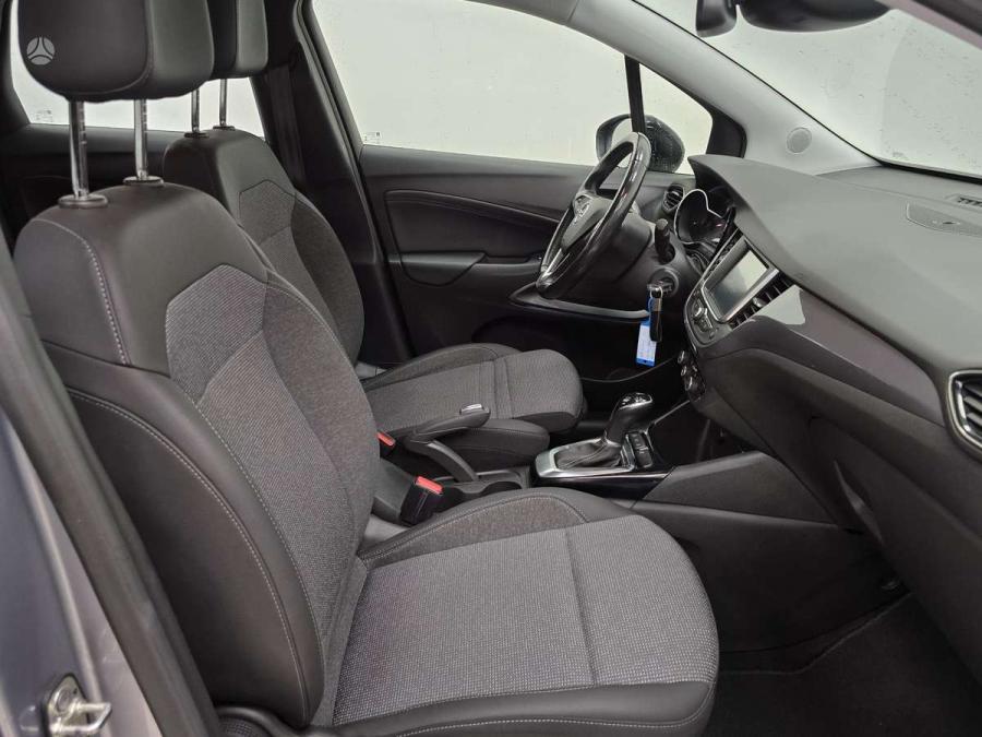 Pelēks Opel Crossland 2022 Viļņa, ar dzinēja tilpumu 1.20 L un nobraukumu 100 tūkst. km par 11490 €, foto 33 vietnē AUTOMOTO.COM.LV