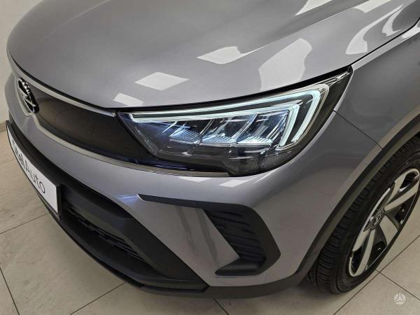 Grey Opel Crossland 2022 in Vilnius, with an engine capacity of 1.20 L and mileage of 32 thousand km for 12790 €, photo 4 on AUTOMOTO.COM.LV