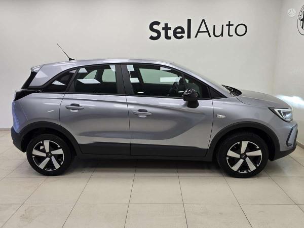 Grey Opel Crossland 2022 in Vilnius, with an engine capacity of 1.20 L and mileage of 32 thousand km for 12790 €, photo 6 on AUTOMOTO.COM.LV