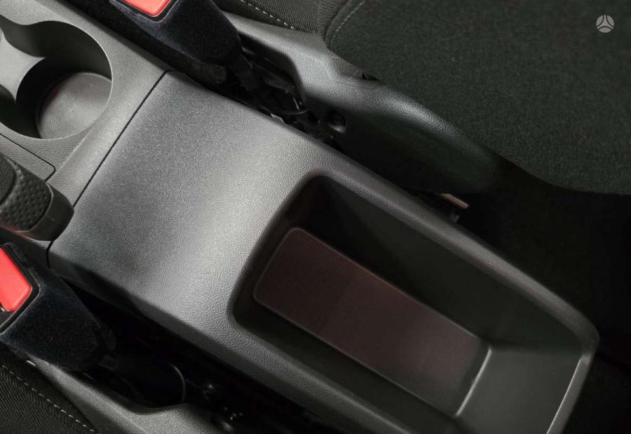 Pelēks Opel Crossland 2022 Viļņa, ar dzinēja tilpumu 1.20 L un nobraukumu 32 tūkst. km par 12790 €, foto 26 vietnē AUTOMOTO.COM.LV