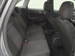 Pelēks Opel Crossland 2022 Viļņa, ar dzinēja tilpumu 1.20 L un nobraukumu 32 tūkst. km par 12790 €, foto 31 vietnē AUTOMOTO.COM.LV
