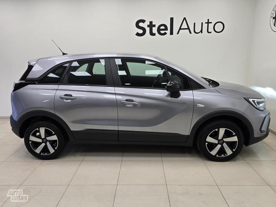 Grey Opel Crossland 2022 in Vilnius, with an engine capacity of 1.20 L and mileage of 32 thousand km for 12790 €, photo 7 on AUTOMOTO.COM.LV