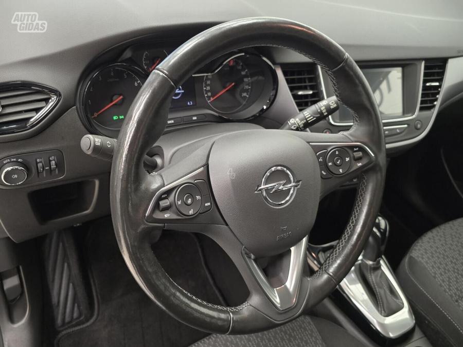 Grey Opel Crossland 2022 in Vilnius, with an engine capacity of 1.20 L and mileage of 32 thousand km for 12790 €, photo 13 on AUTOMOTO.COM.LV