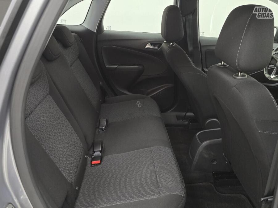 Grey Opel Crossland 2022 in Vilnius, with an engine capacity of 1.20 L and mileage of 32 thousand km for 12790 €, photo 31 on AUTOMOTO.COM.LV