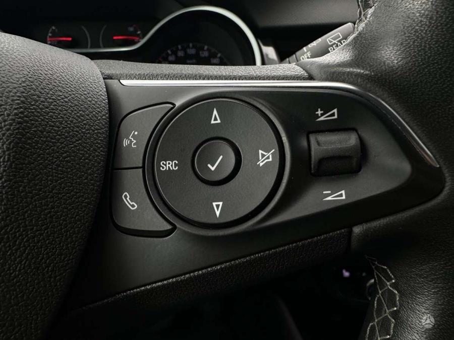Grey Opel Crossland 2022 in Vilnius, with an engine capacity of 1.20 L and mileage of 36 thousand km for 13950 €, photo 11 on AUTOMOTO.COM.LV
